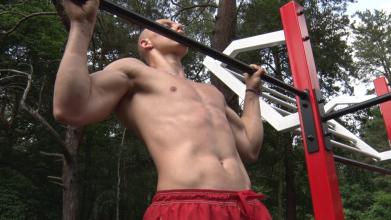 PODROBNĚ. Shyb - vynikající cvik pro sílu a tvar - STREETWORKOUT.cz